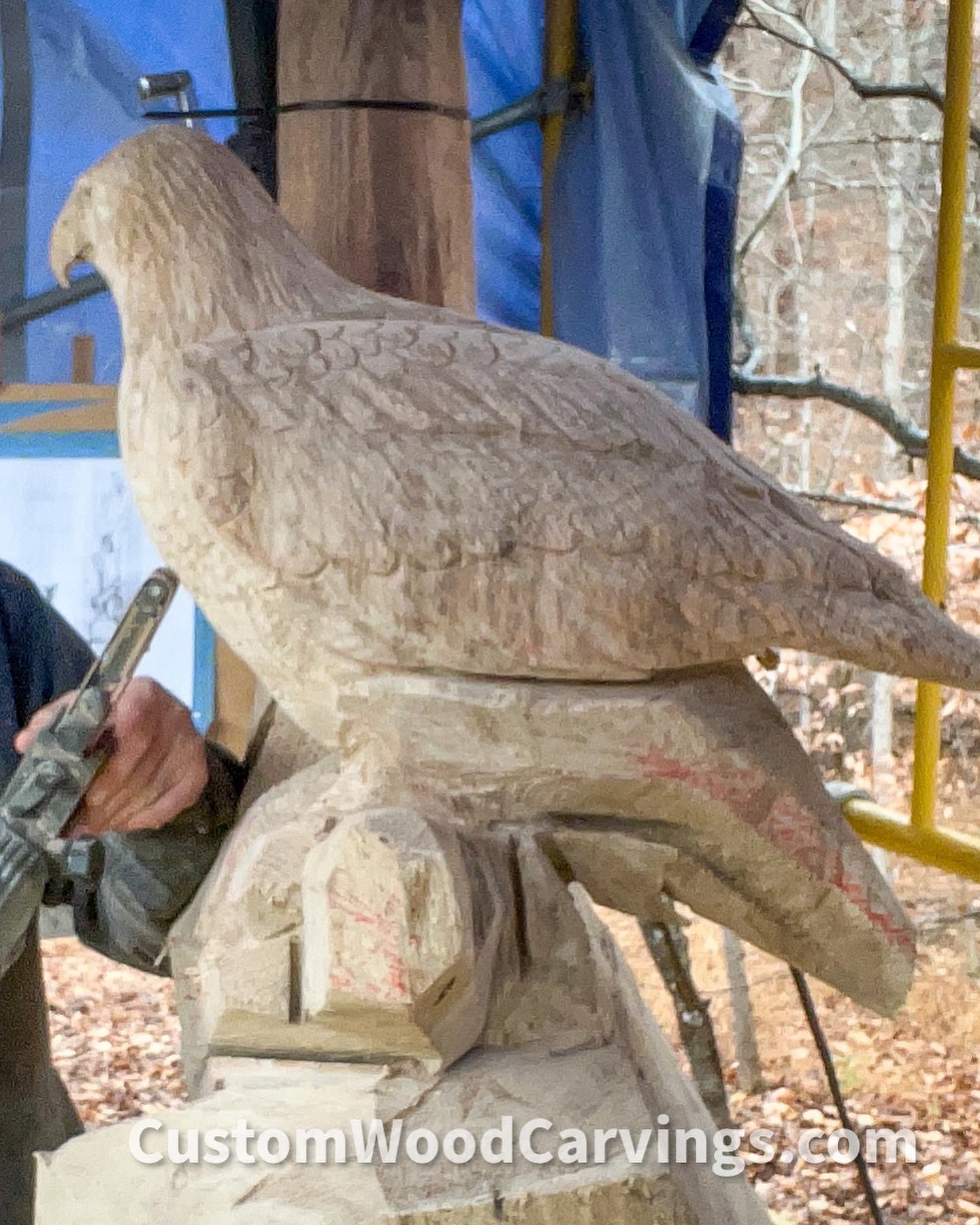 Wildlife Scene – Hawk, Owl and Fox Stump Carving – Custom Sculpture ...